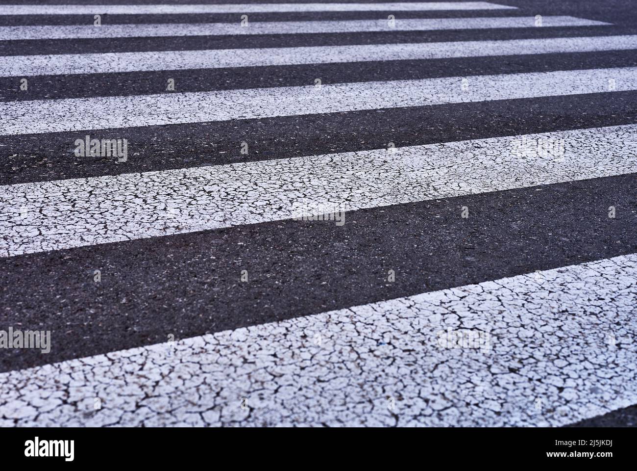 Perpendicular line hi-res stock photography and images - Alamy