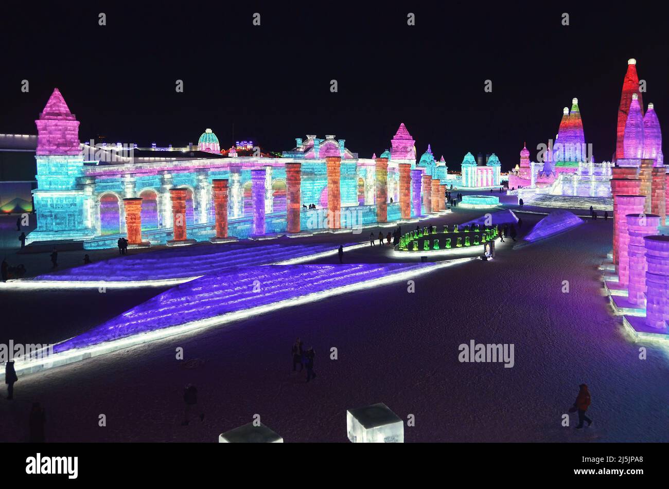 Harbin International Ice and Snow Sculpture Festival (Ice & Snow World ...