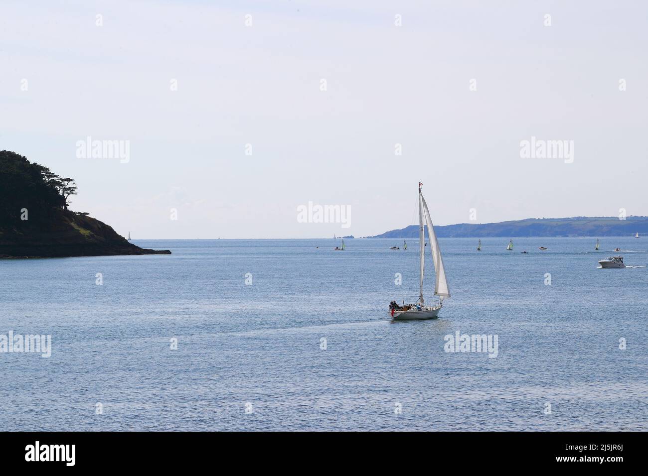 Cornwall saling boat hi-res stock photography and images - Alamy