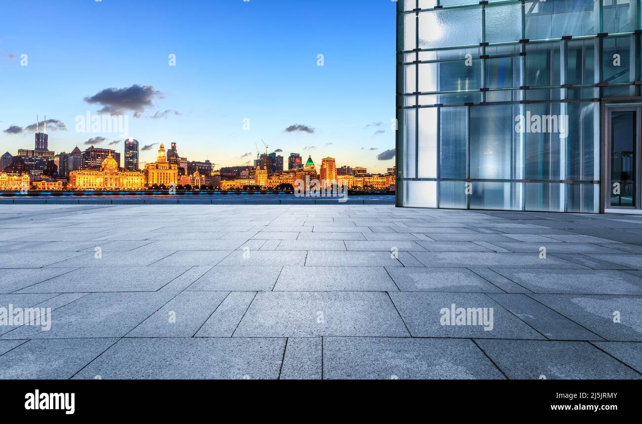 Cement floor ground night hi-res stock photography and images - Alamy