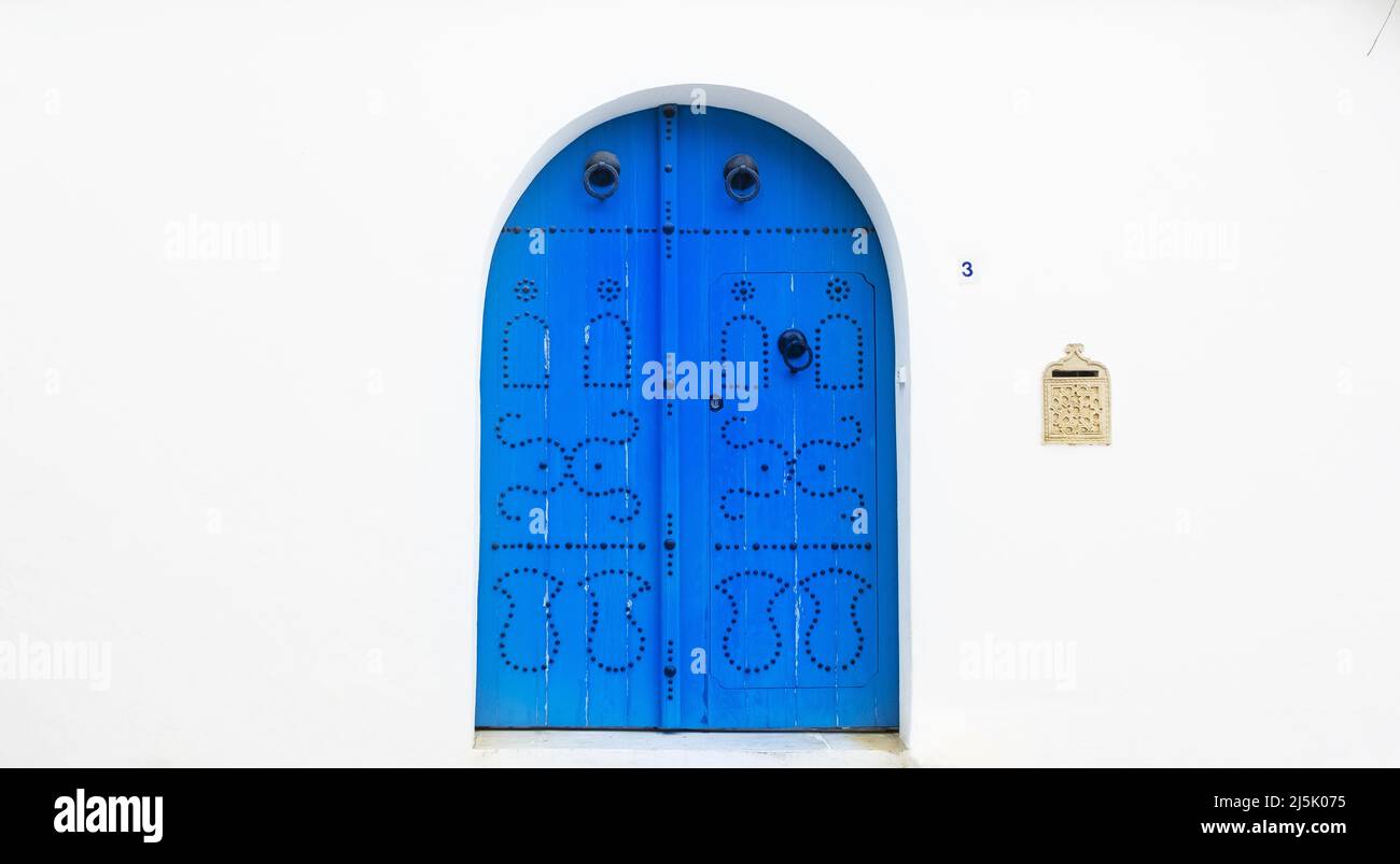 Typical blue gate in Sidi Bou Said, Tunisia Stock Photo - Alamy