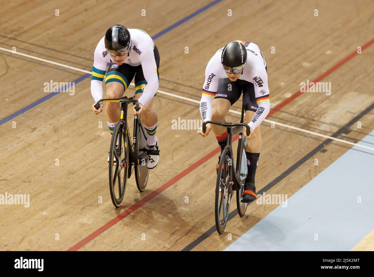 Men's Sprint 1/16 Finals Thomas Cornish (AUS) first place, second Anton ...