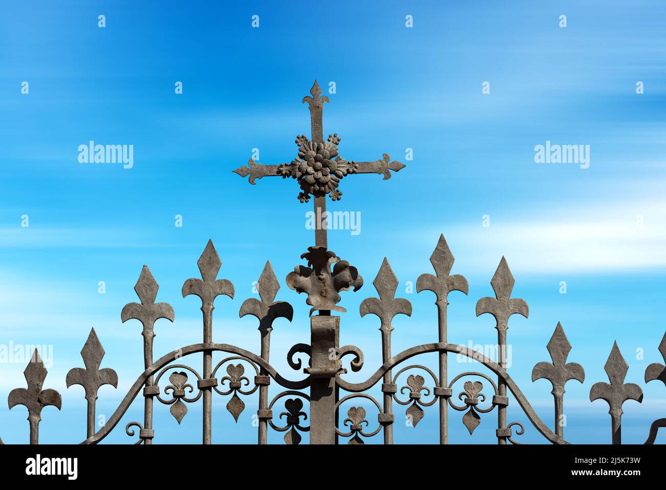 Cross metal iron gate hi-res stock photography and images - Alamy