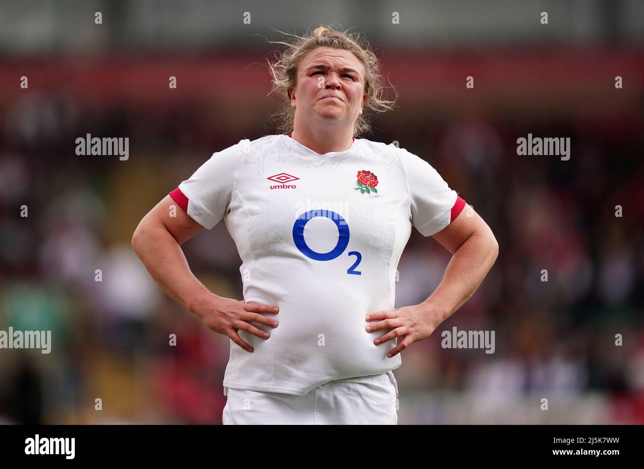 England's Sarah Bern during the TikTok Women's Six Nations match at ...