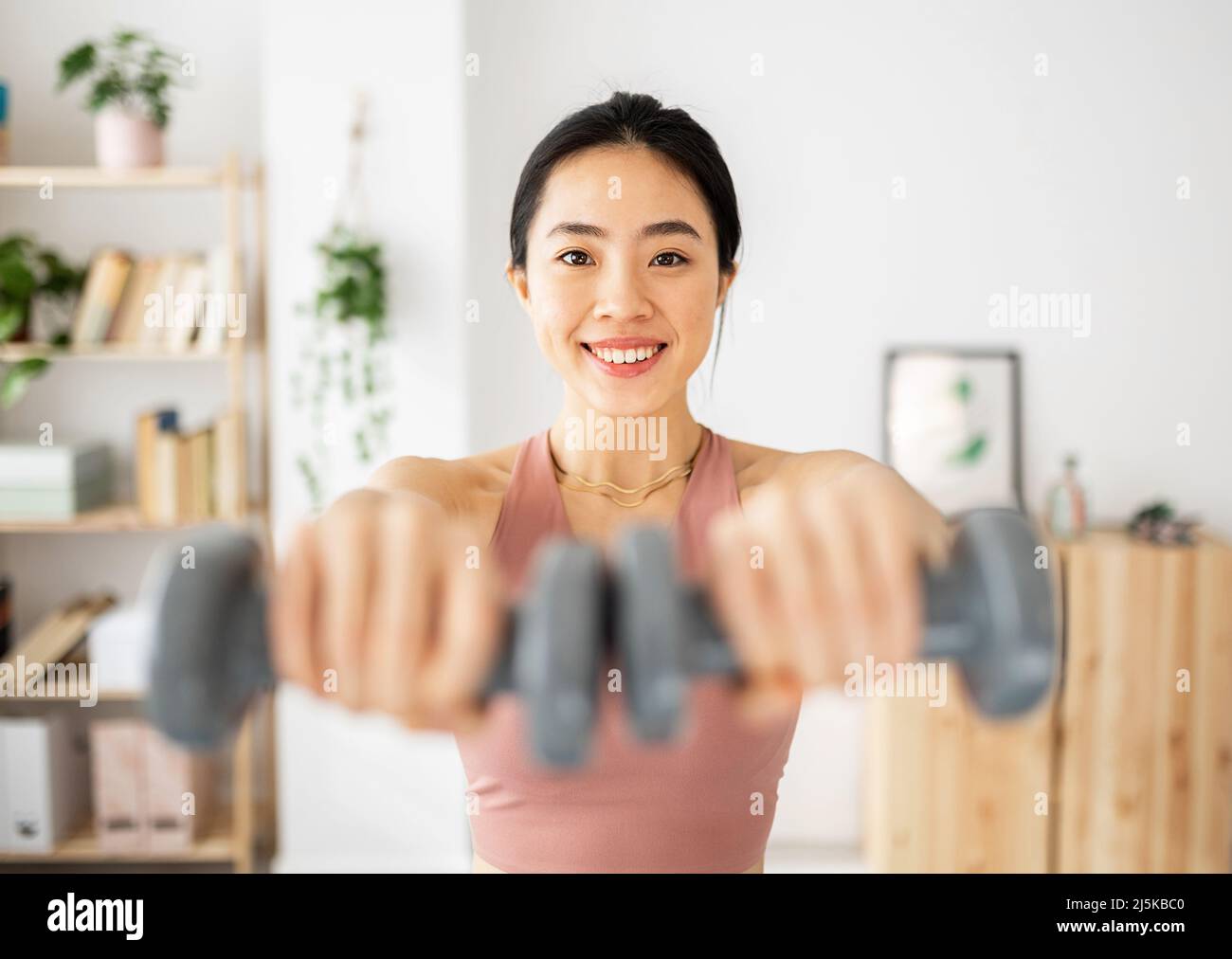 Woman asian smile home hi-res stock photography and images - Alamy