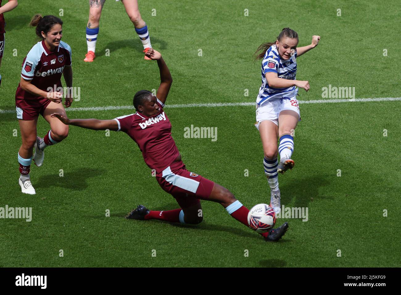 Lily woodham hi-res stock photography and images - Alamy