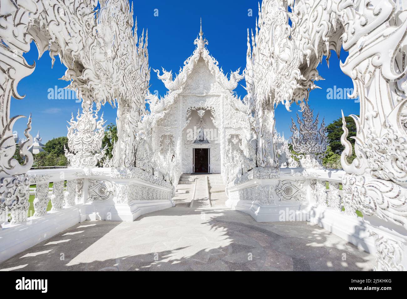 Wat Rong Khun, aka The White Temple, in Chiang Rai, Thailand Stock ...