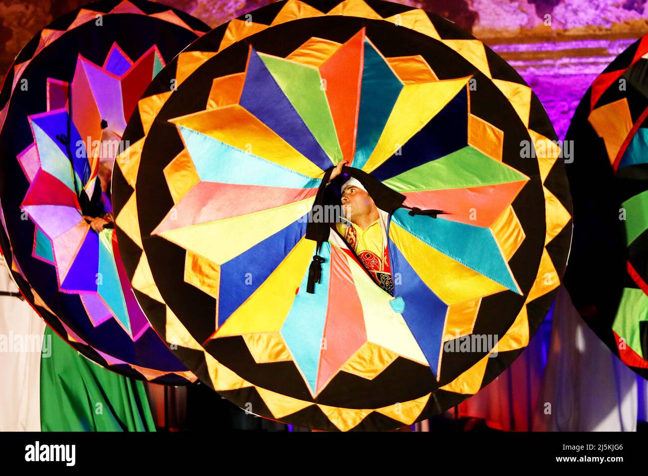 Cairo, Egypt. 23rd Apr, 2022. Dancers perform Tanoura, a traditional ...