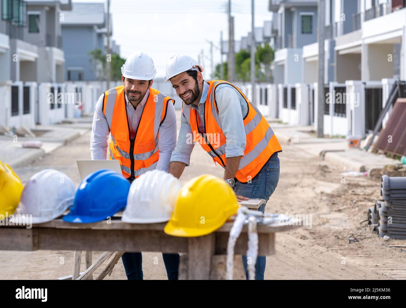 Team engineer and architects are meeting to plan for new project ...