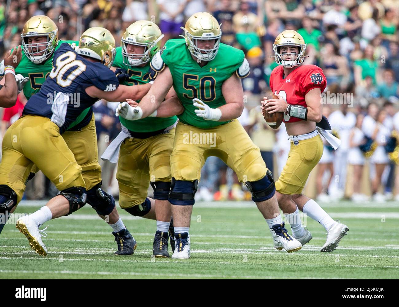 263 gold hi-res stock photography and images - Alamy