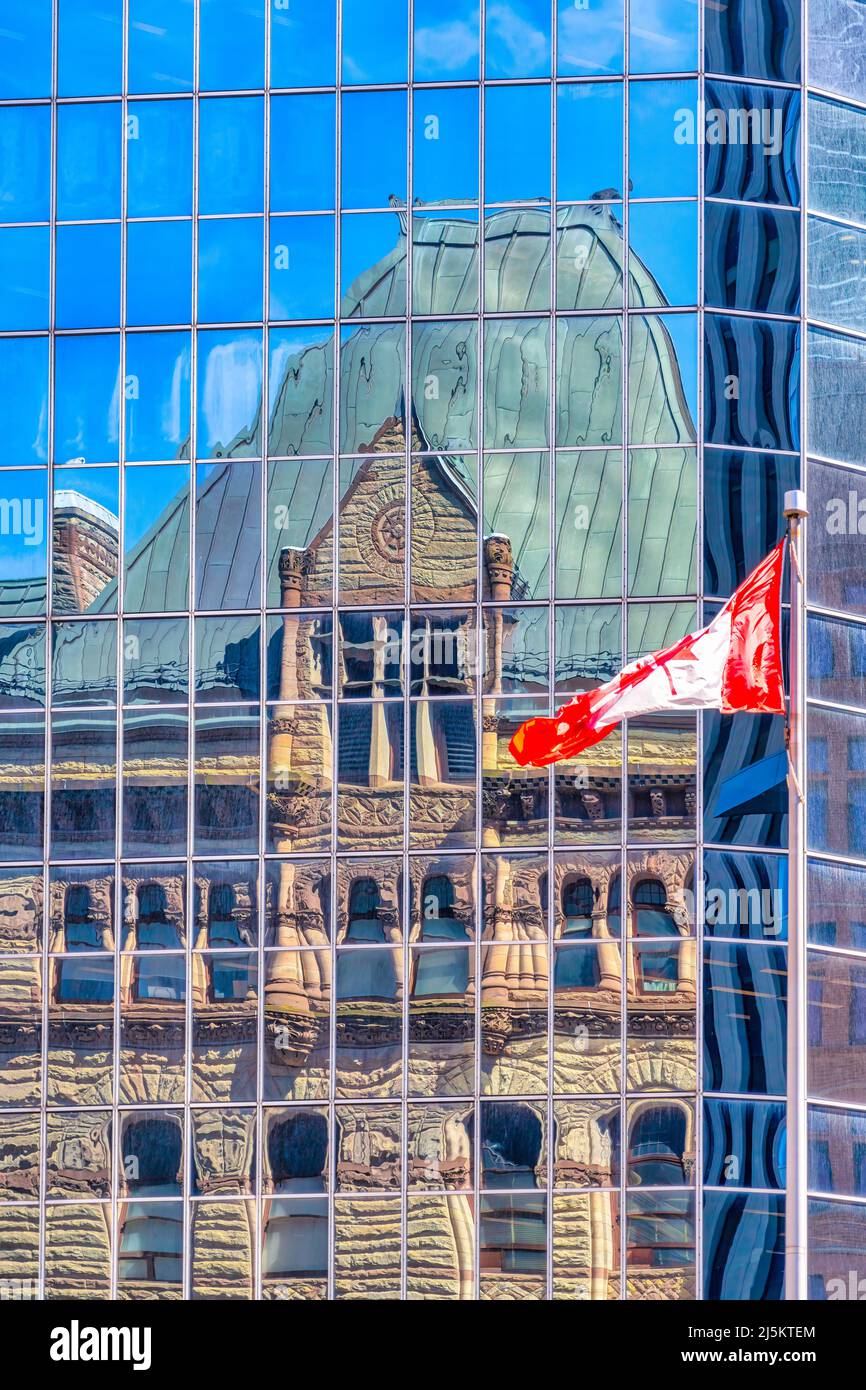 Town hall building canadian flag hi-res stock photography and images ...