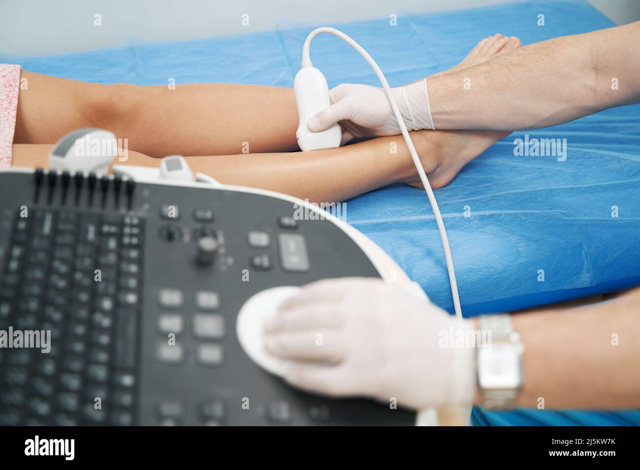 Ultrasound dopplerography hi-res stock photography and images - Alamy