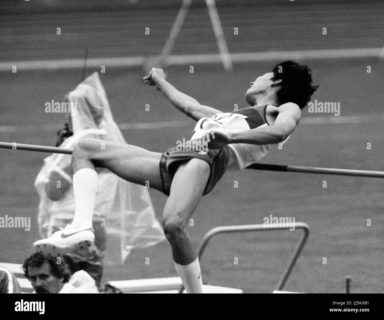 JIANHUA ZHU China third in high jump athlete at IAAF World Champion ...