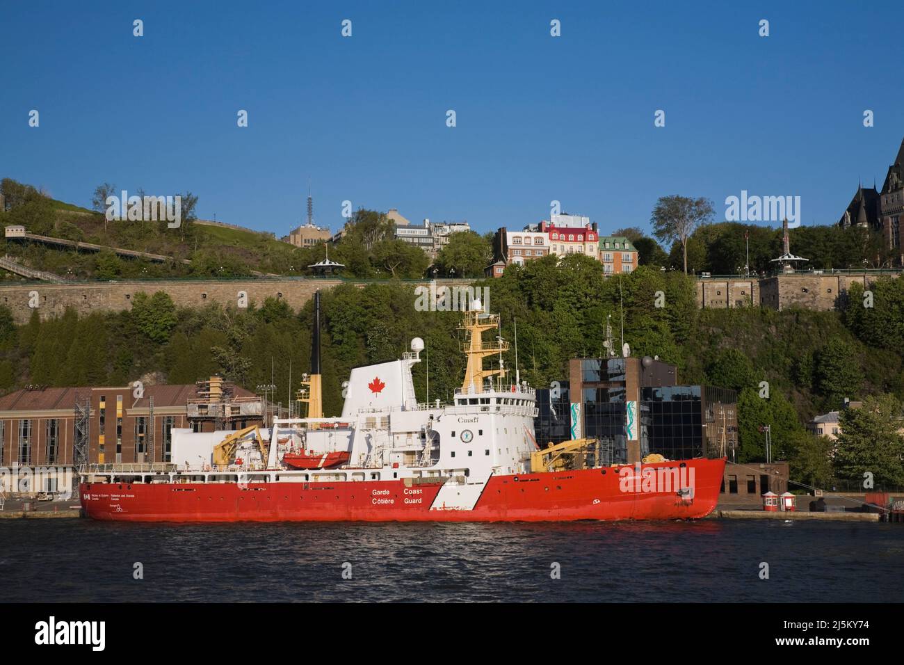 The Des Groseilliers Canadian coast guard ship, Port of Quebec City ...