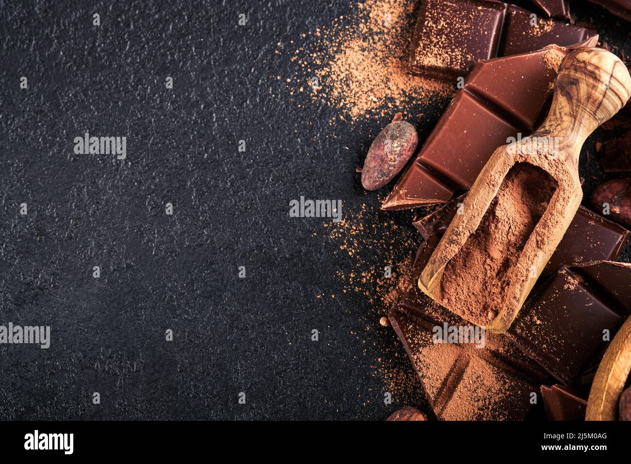 Chocolate and cocoa powder. Composition of cocoa powder, grated and ...