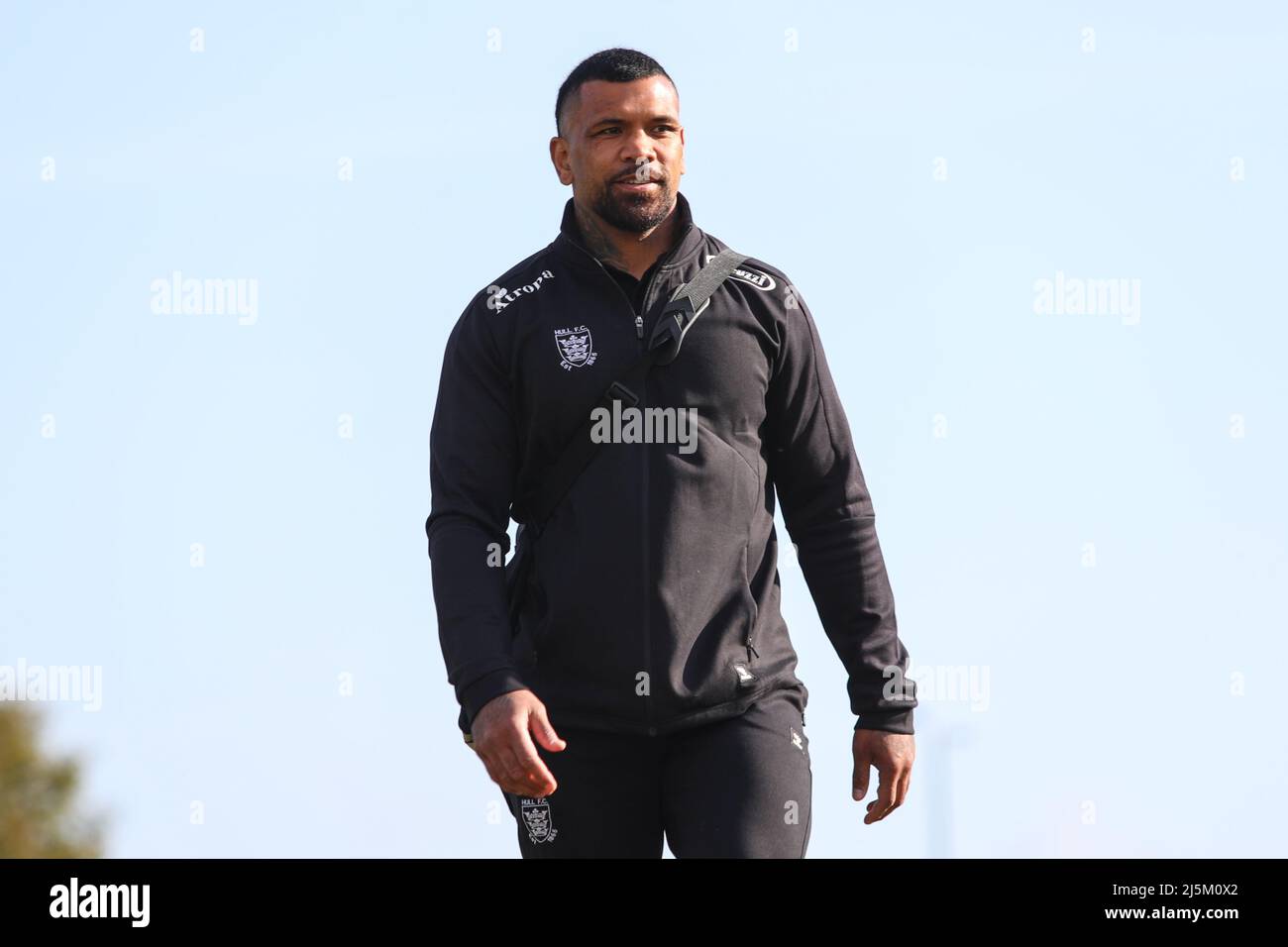 Manu Ma'u #12 of Hull FC arrives at the MKM Stadium Stock Photo - Alamy