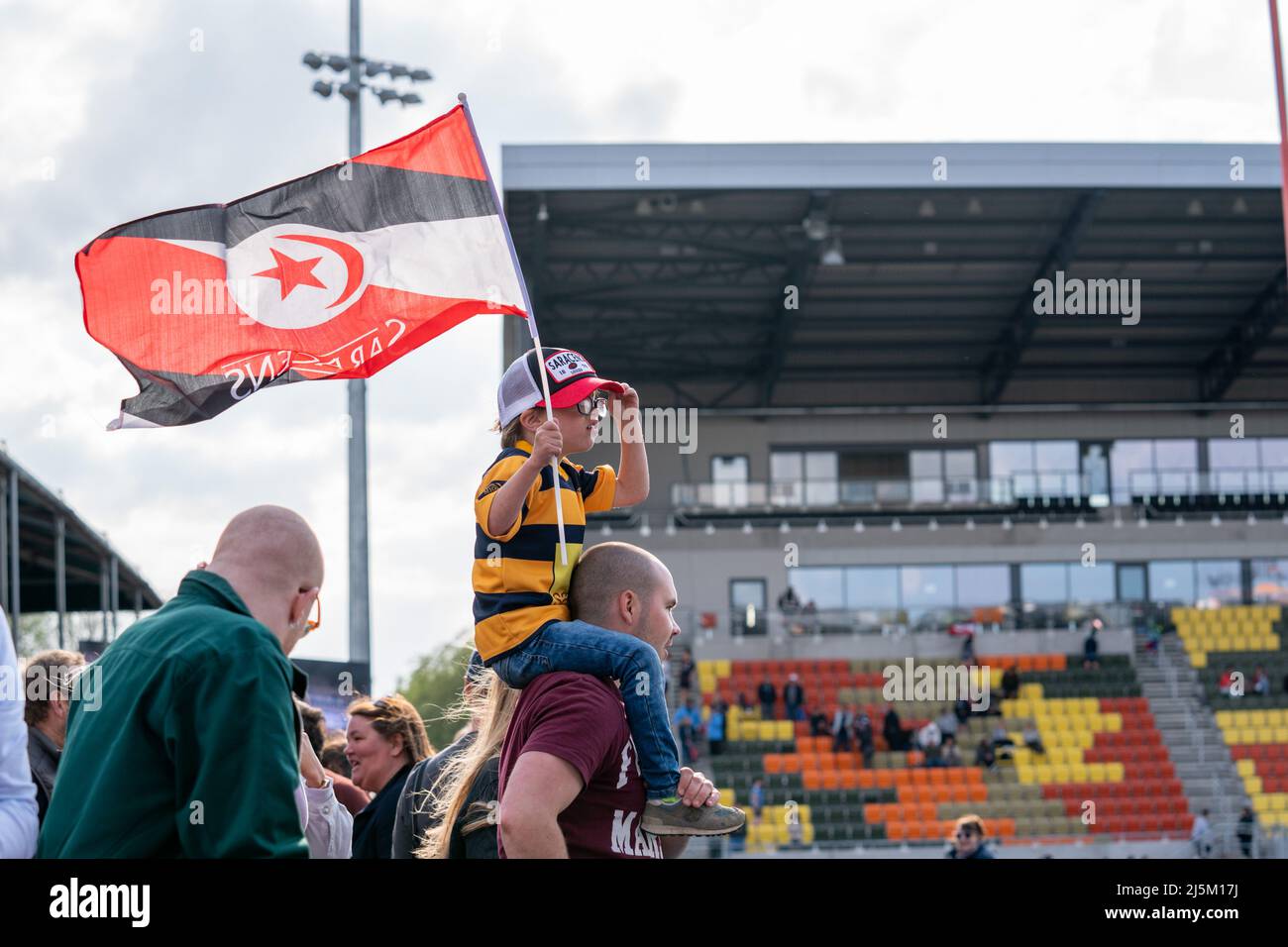 A saracens fan hi-res stock photography and images - Alamy