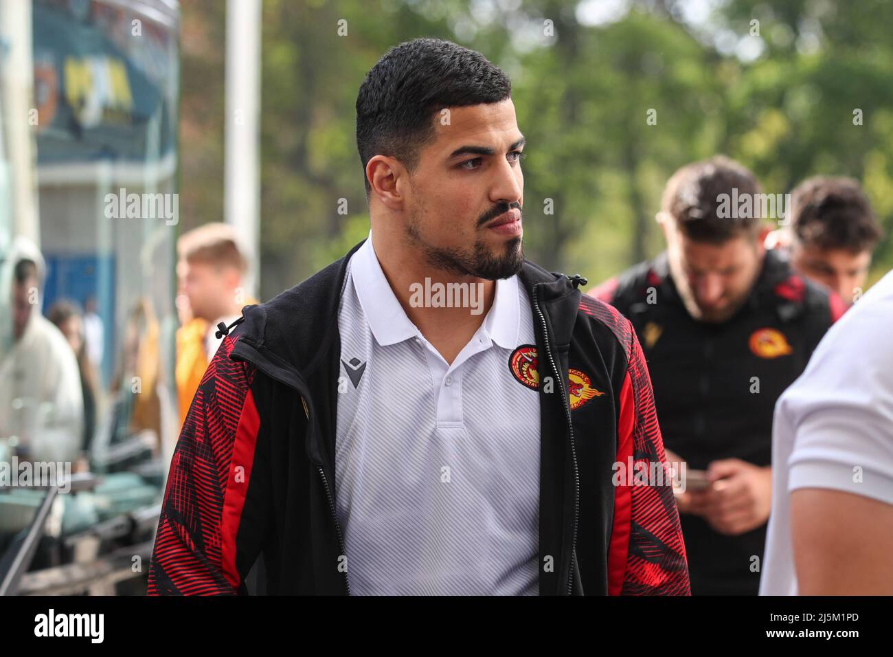 Fouad Yaha #5 of Catalans Dragons arrives at the MKM Stadium Stock Photo - Alamy