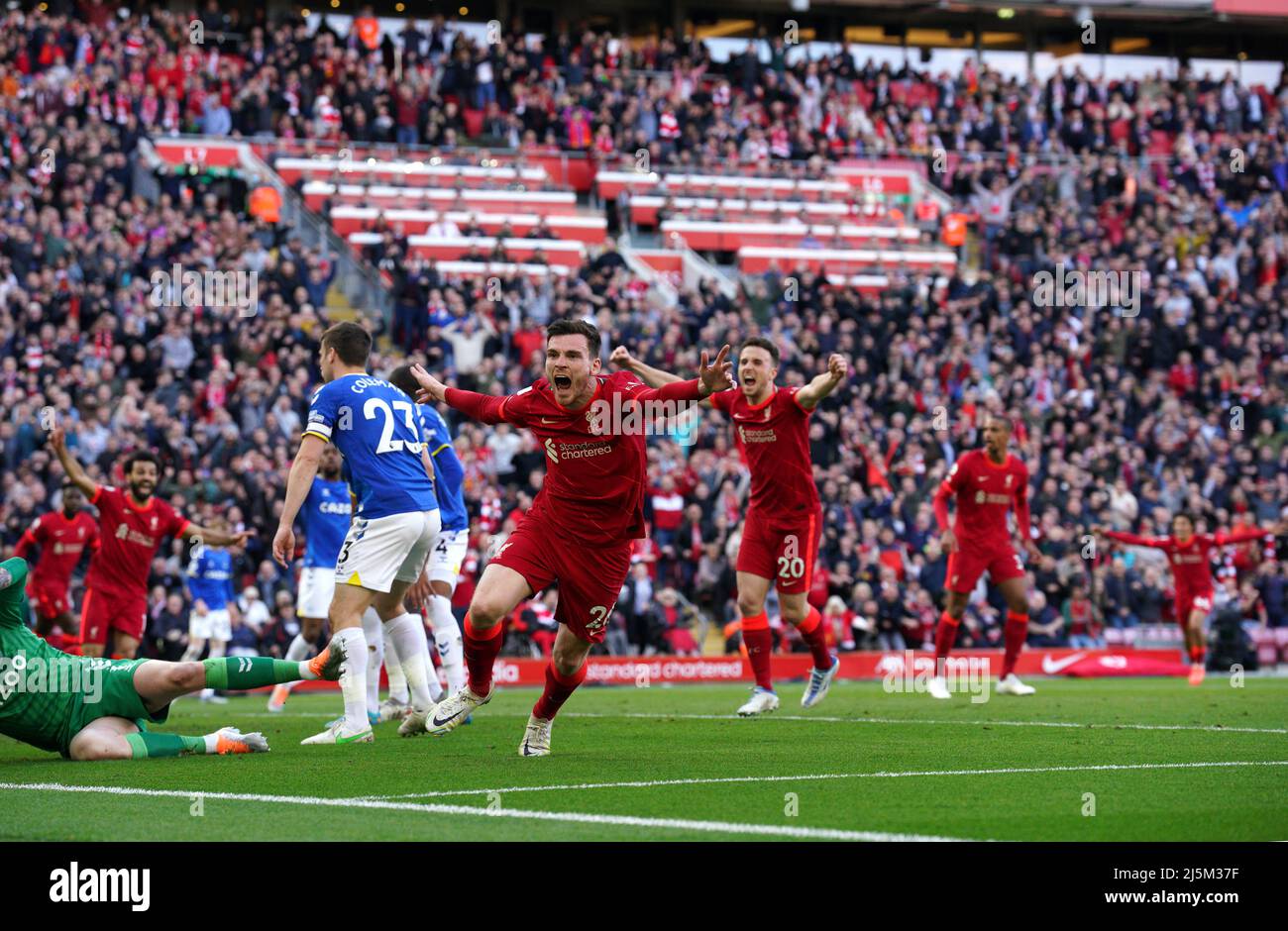Andrew robertson everton anfield hi-res stock photography and images ...