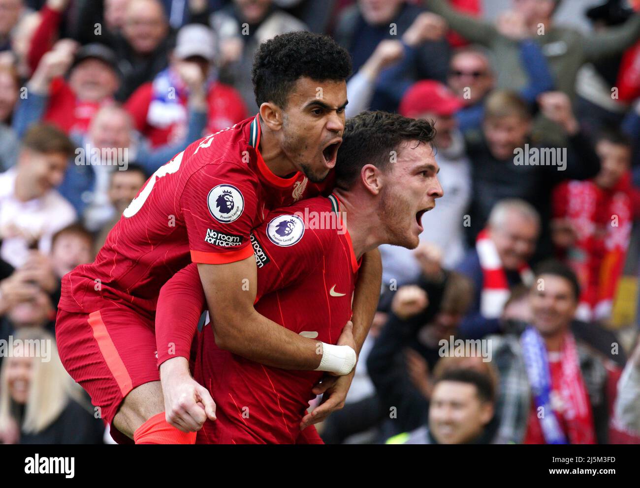 Andrew robertson everton anfield hi-res stock photography and images ...