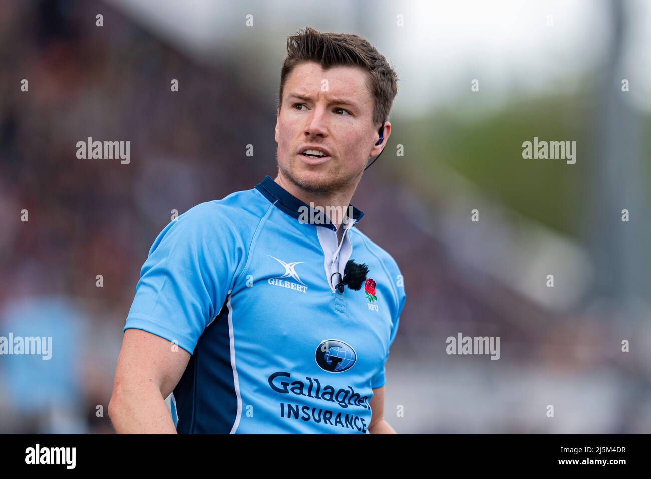 Rugby players and referee hi-res stock photography and images - Alamy