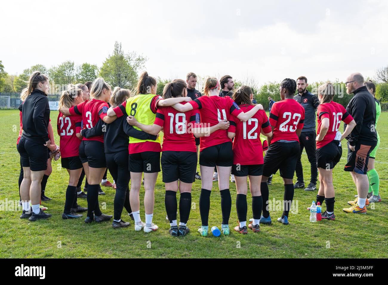 Strood, United Kingdom . 24th Apr, 2022. Gillingham team talk during ...