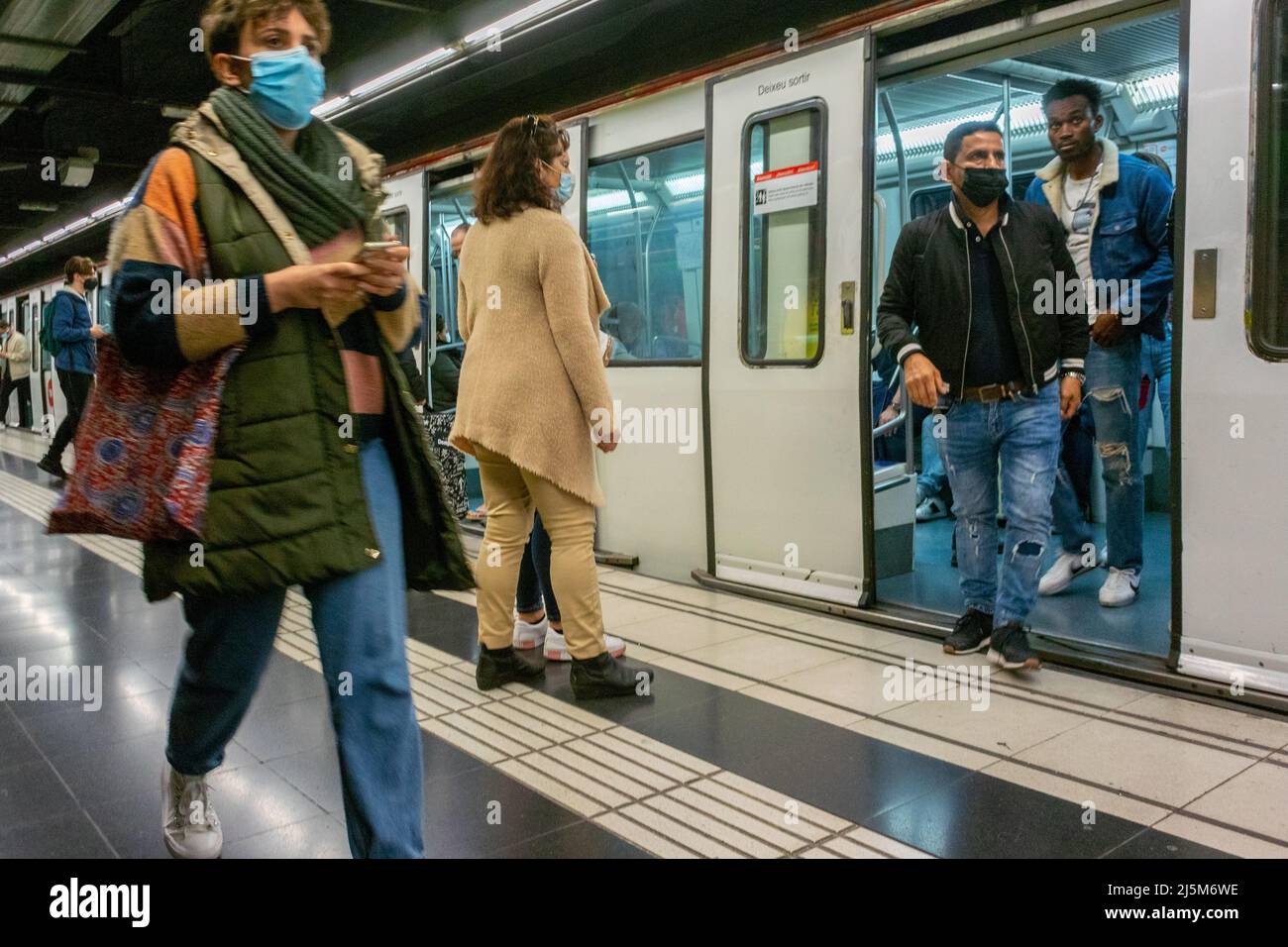 Barcelona, Spain, Medium Crowd of People Traveling in underground on ...
