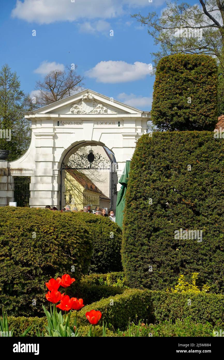 Baroque gatehouse hi-res stock photography and images - Alamy