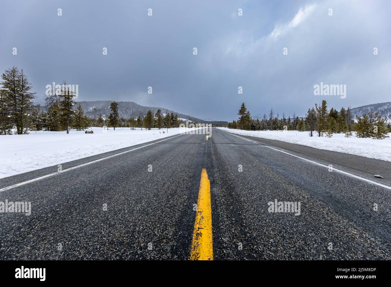 Driving on snowy winter road hi-res stock photography and images - Alamy
