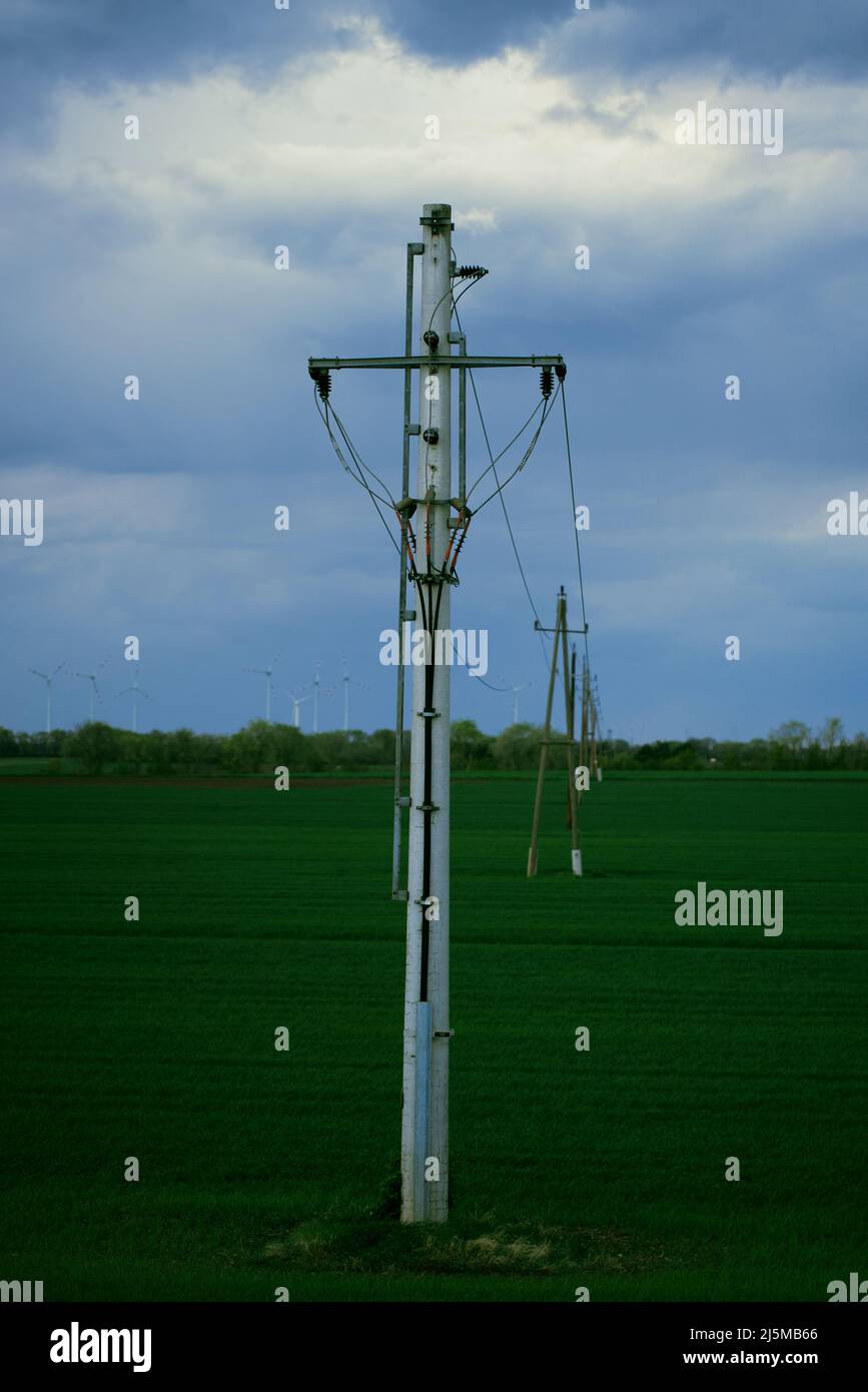 Electric grid hi-res stock photography and images - Alamy