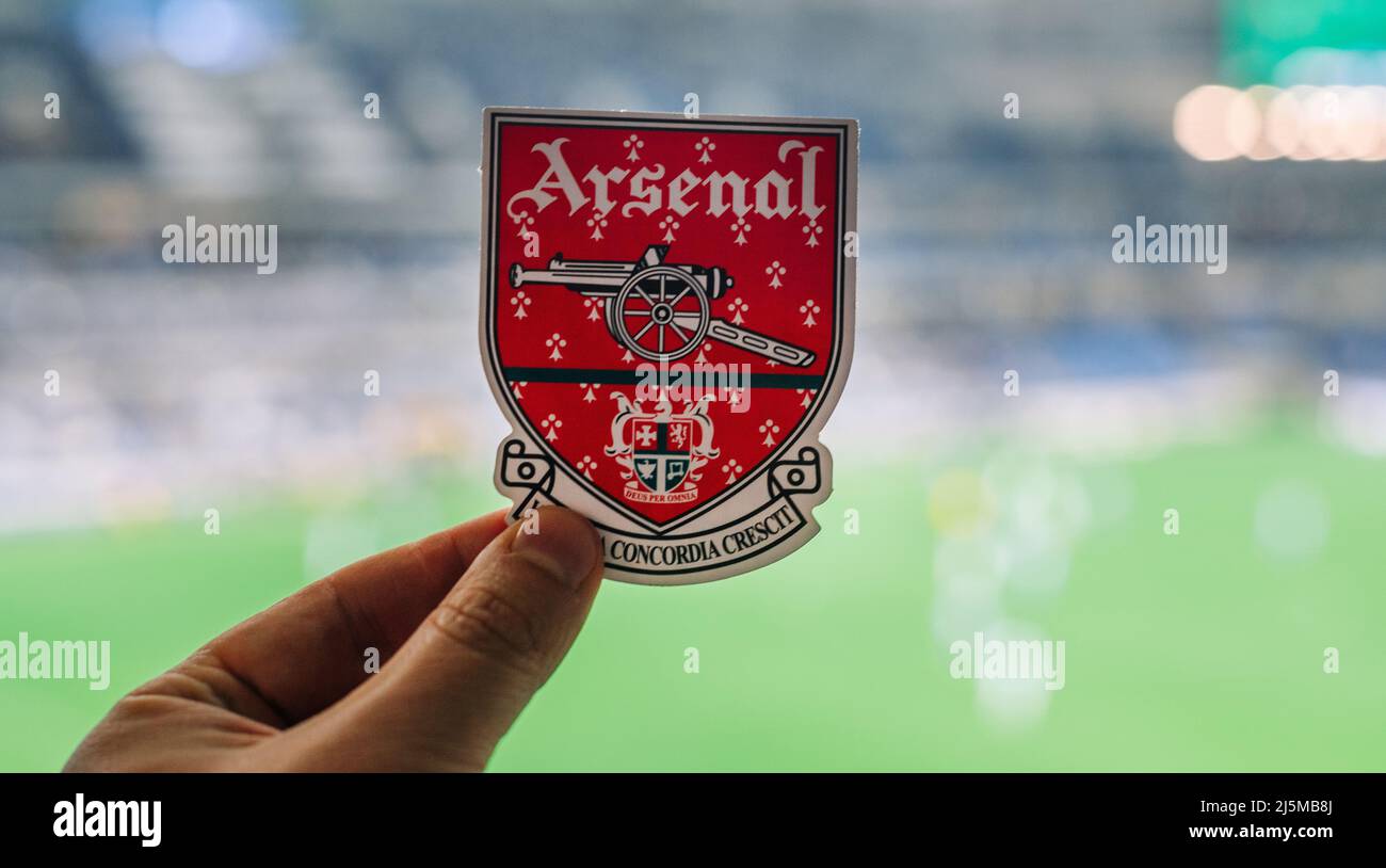 Arsenal logo 2021 hi-res stock photography and images - Alamy