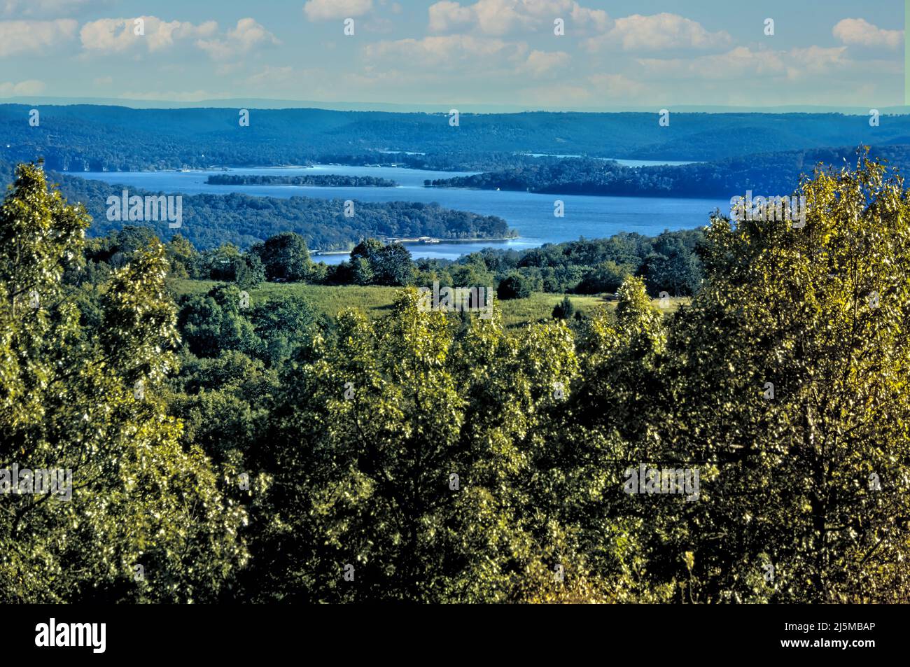Table Rock Lake winds into Arkansas through the Ozark Mountains, west ...