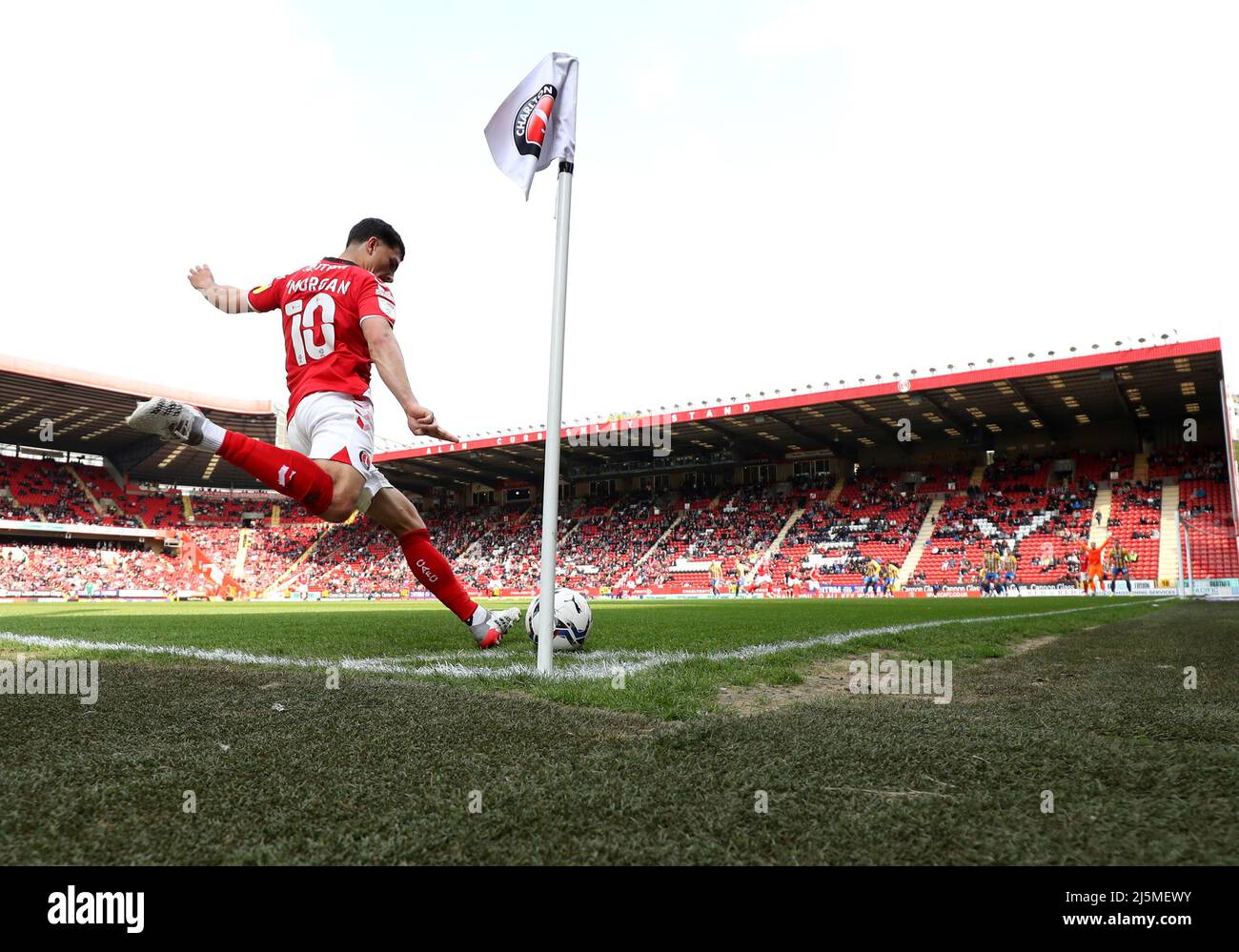 Charlton athletics albie morgan hi-res stock photography and images - Alamy