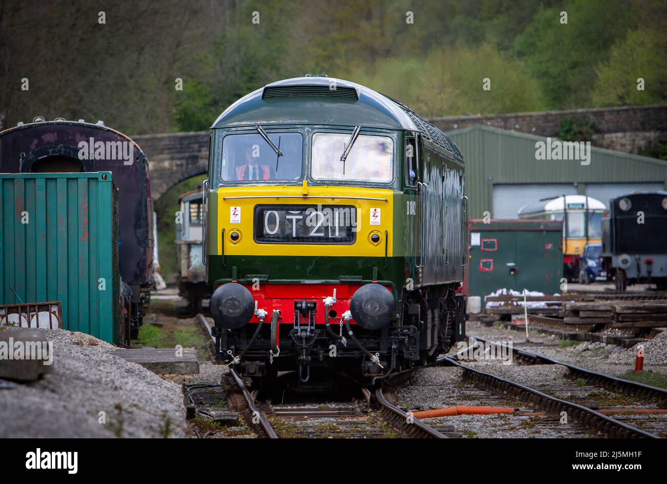 Former BR Class 47 D1842, formerly 47192, operating on the Ecclesbourne Valley Railway 2022 ...