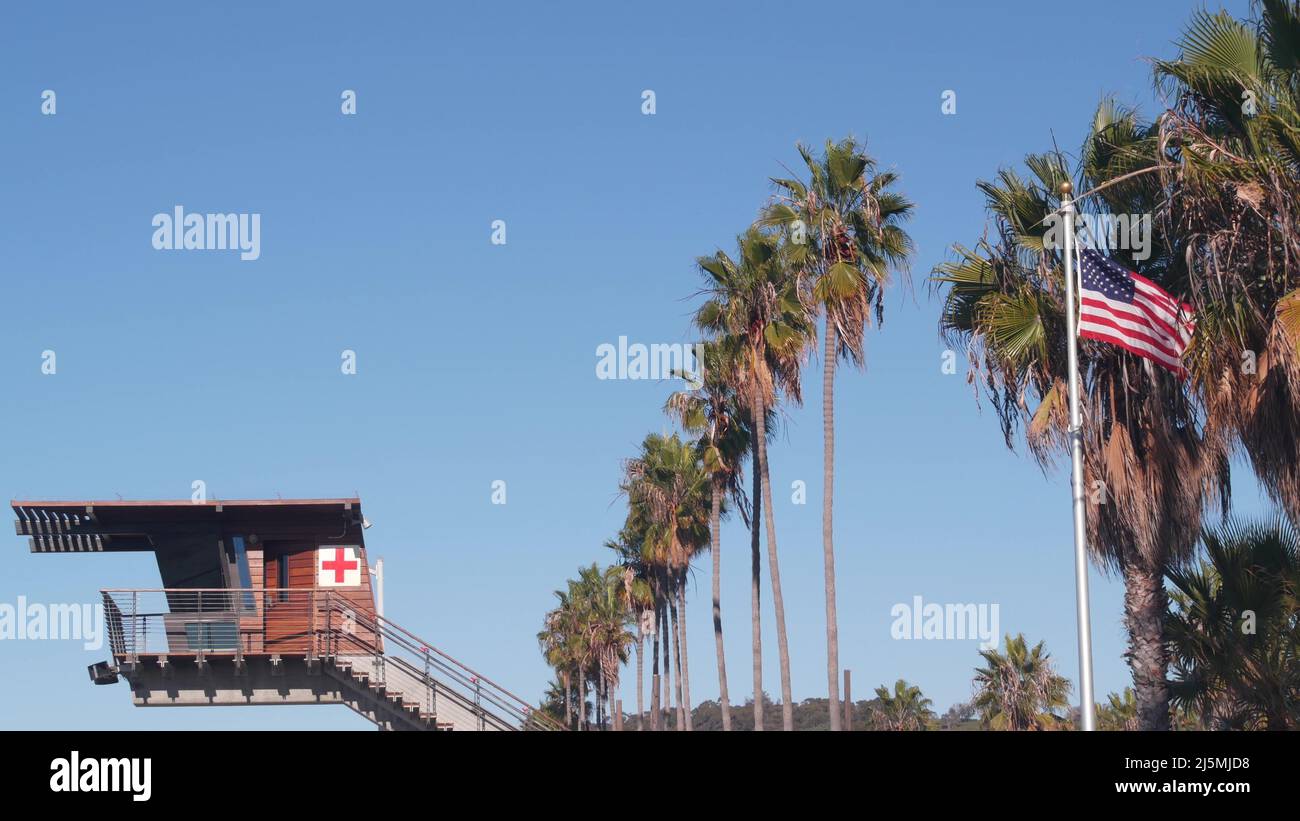 Lifeguard stand palm tree life hi-res stock photography and images - Alamy