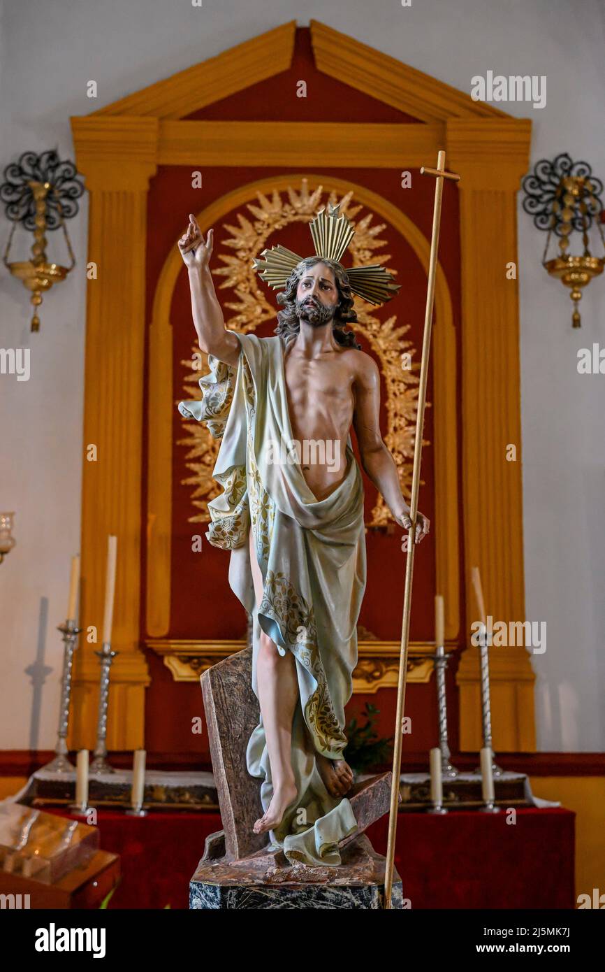 Risen christ cross hi-res stock photography and images - Alamy