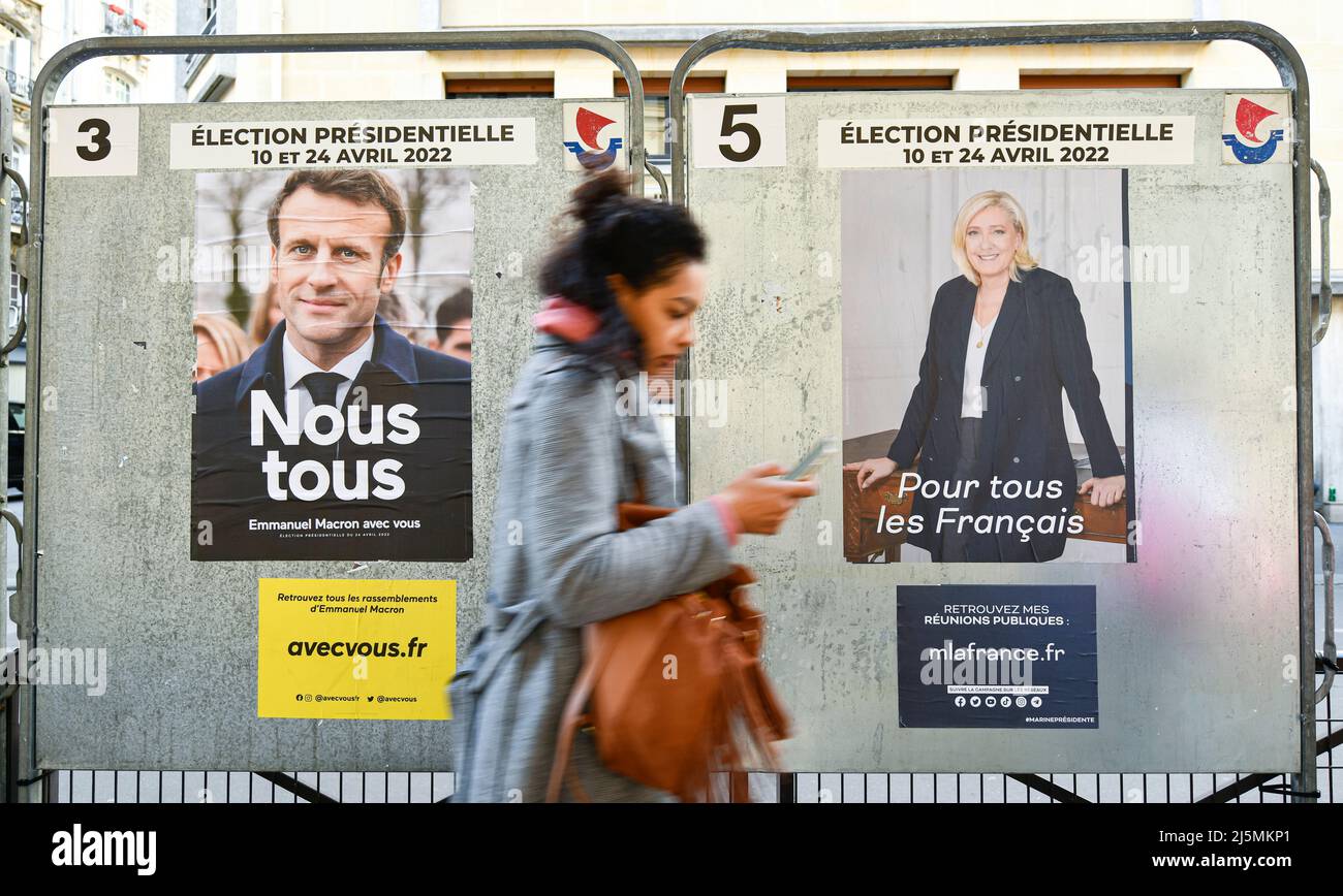 Torn posters of emmanuel macron hi-res stock photography and images - Alamy