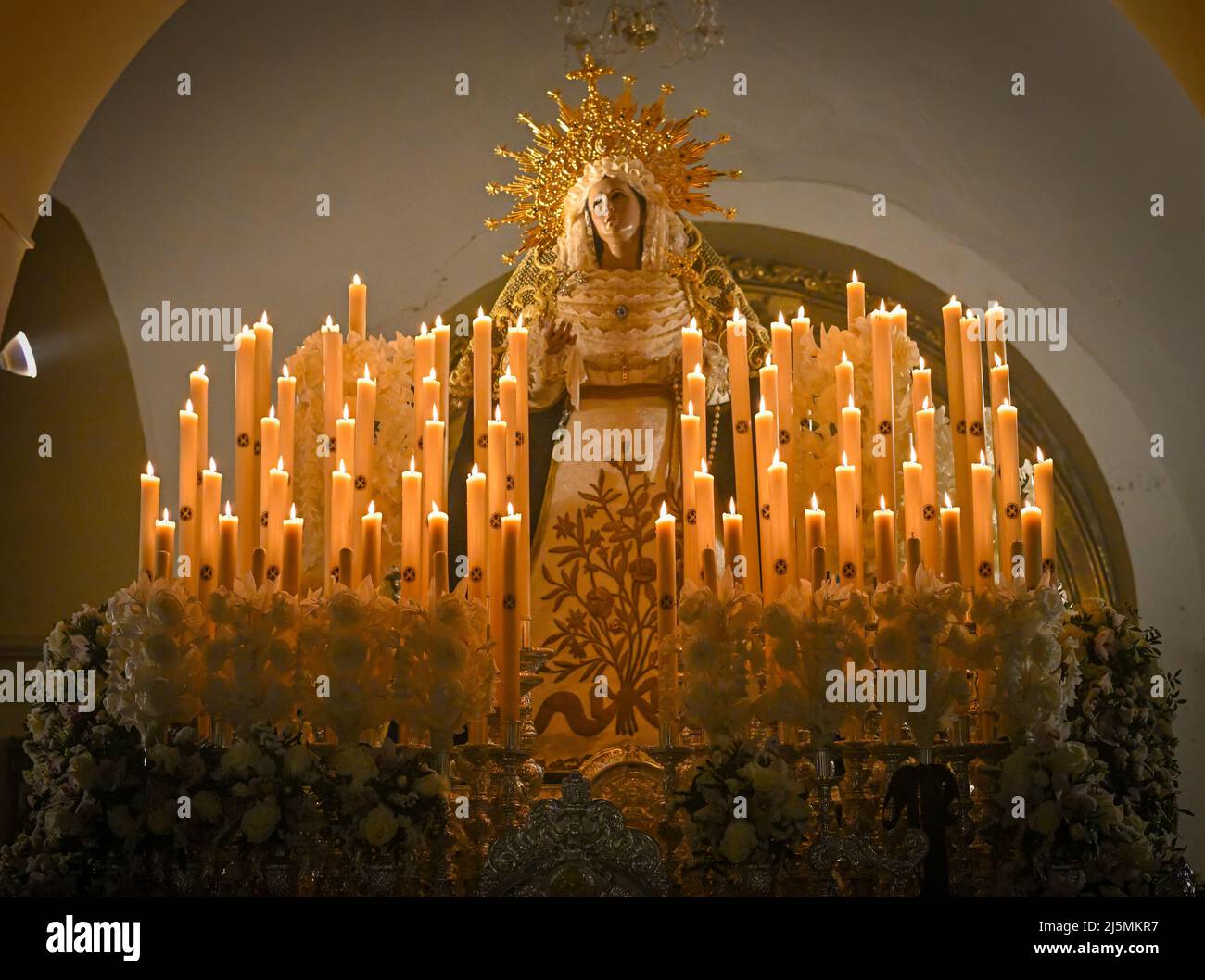 Our lady the virgin hi-res stock photography and images - Alamy