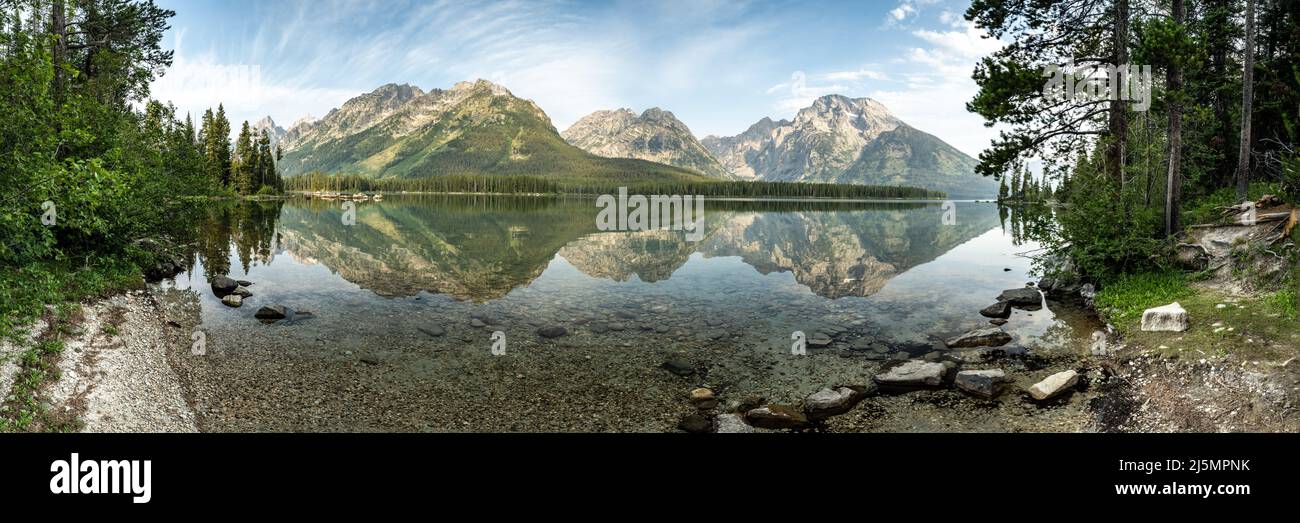 Panorama of Leigh Lake Reflecting The Tetons Mountain Range Stock Photo ...