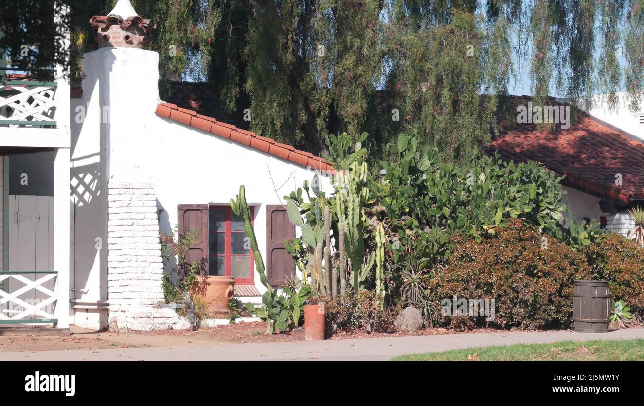 Mexican Ranch Style Home Exterior Learn About Mexican Architecture And