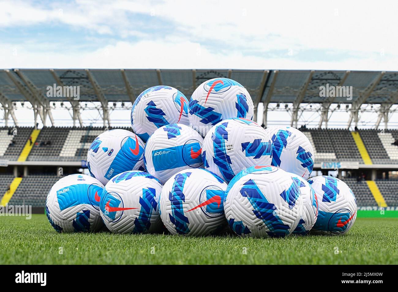 Official balls hi-res stock photography and images - Alamy