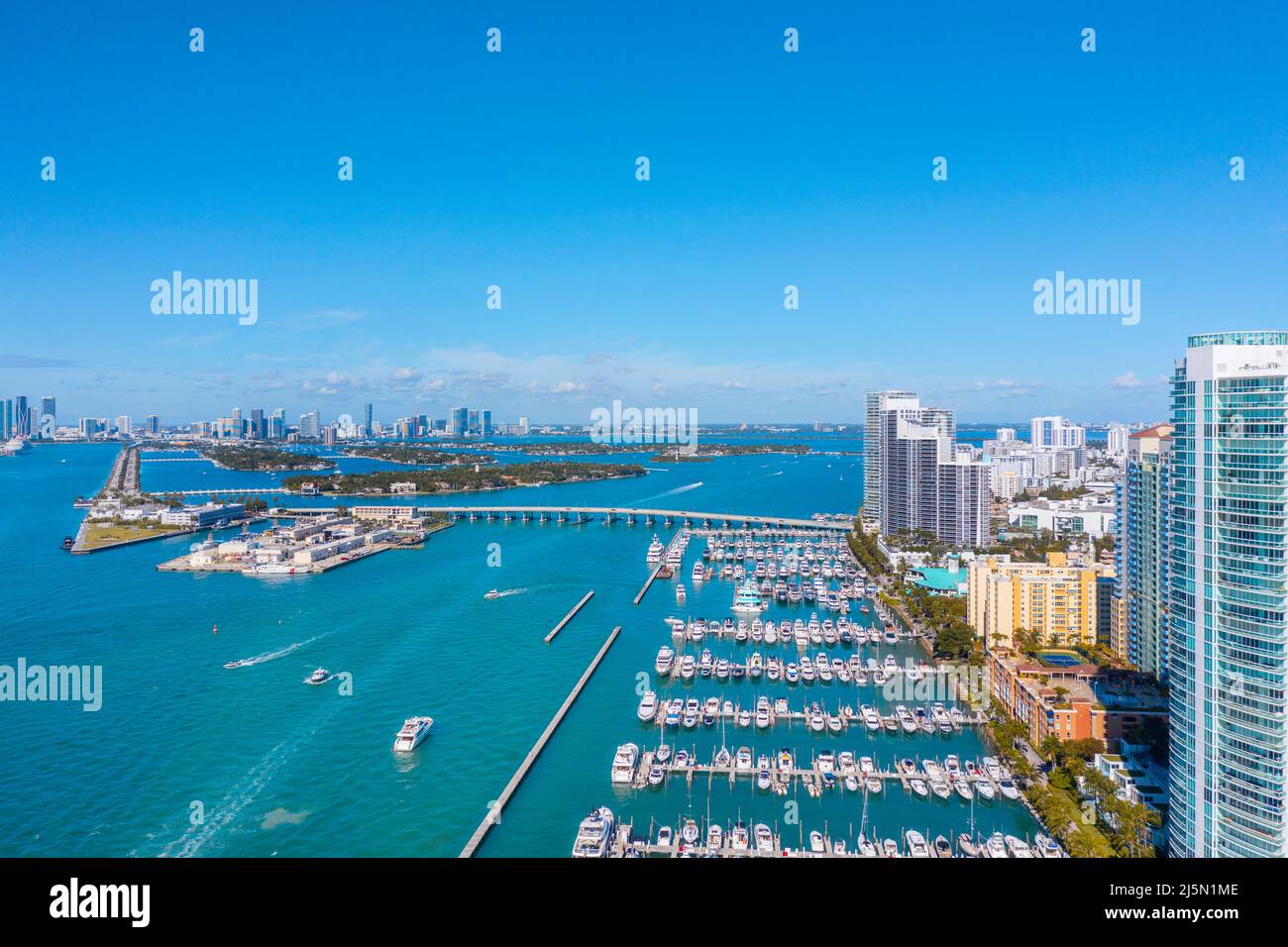 Drone view biscayne bay miami hi-res stock photography and images - Alamy