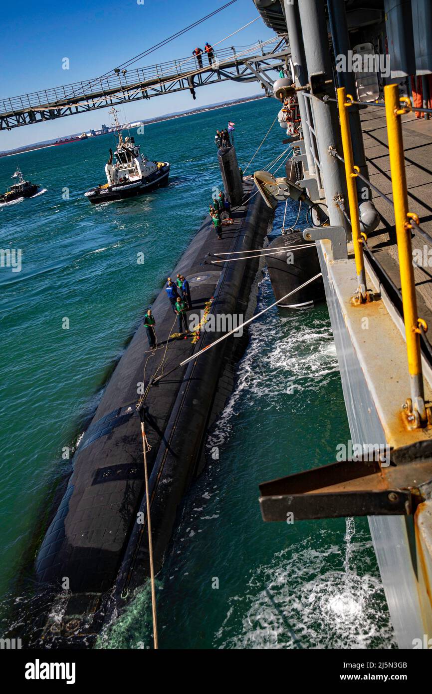 PERTH, Australia (April 23, 2022) Sailors, assigned to the Los Angeles ...