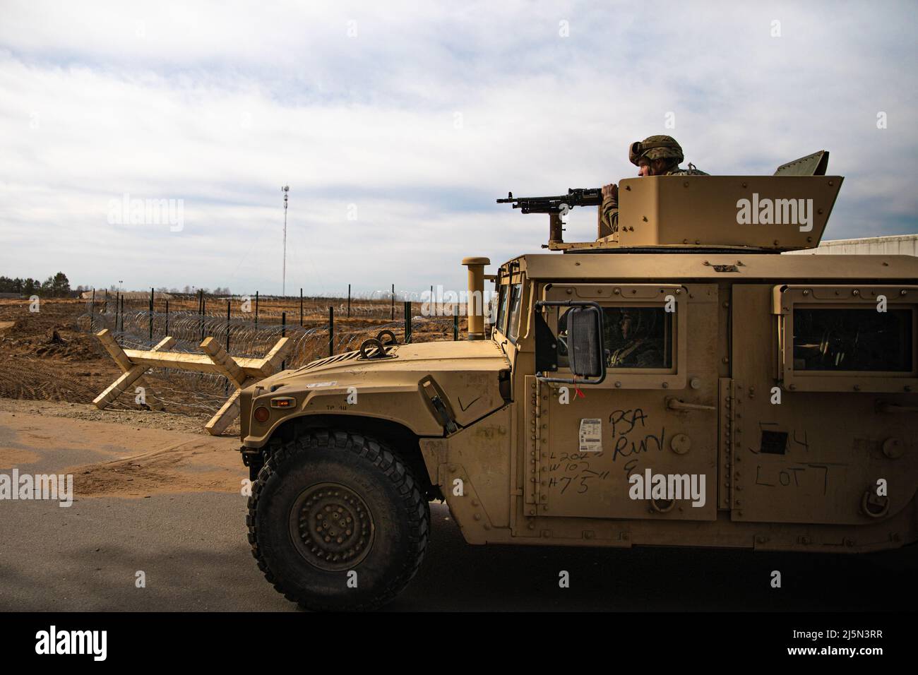 U.S. Soldiers assigned to the Force Protection Platoon (FPP), 3rd ...