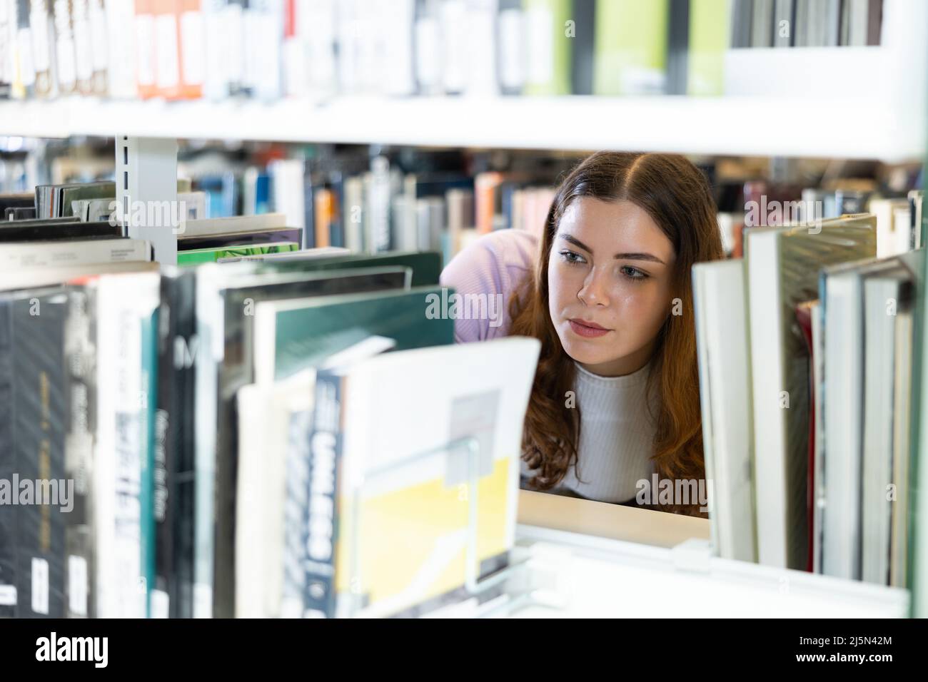 Student motivated library hi-res stock photography and images - Alamy