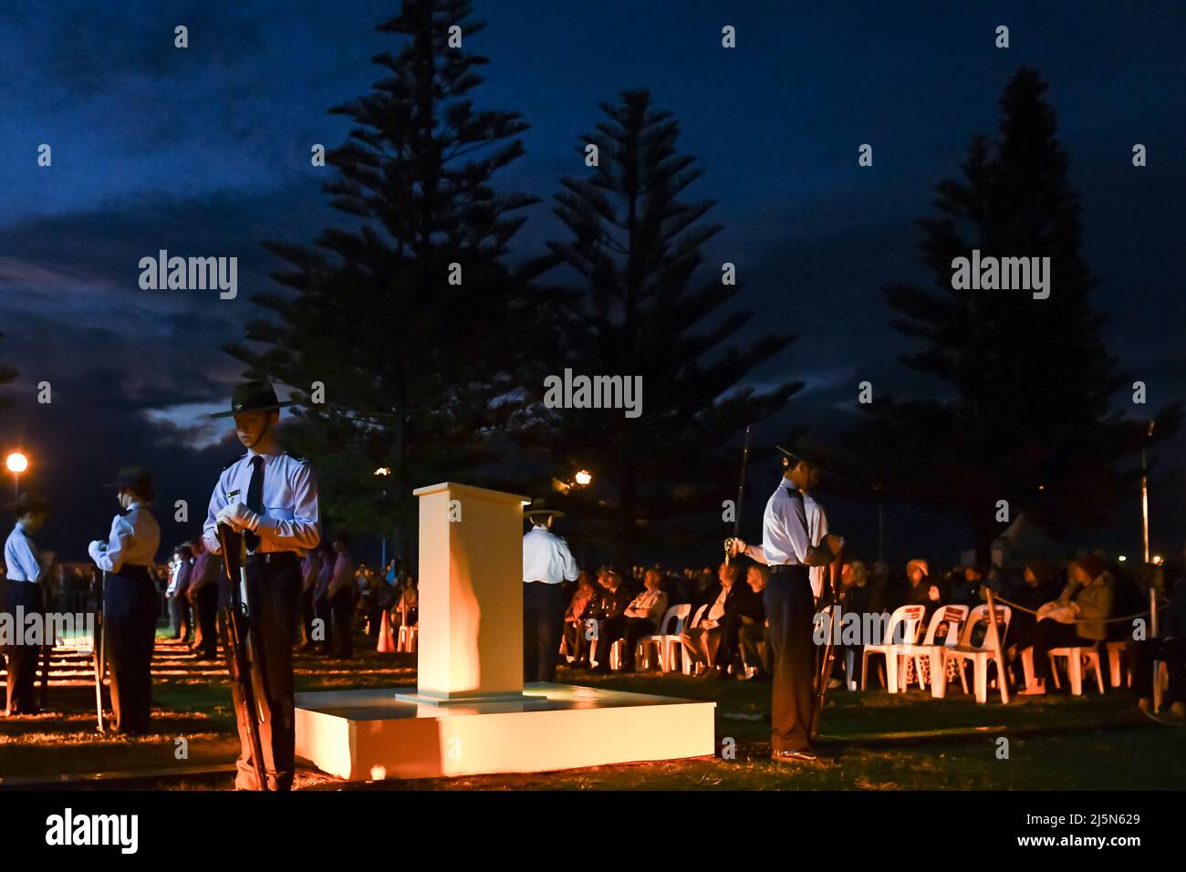 Sydney, Australia. 25th Apr, 2022. Members of the Catafalque Party ...