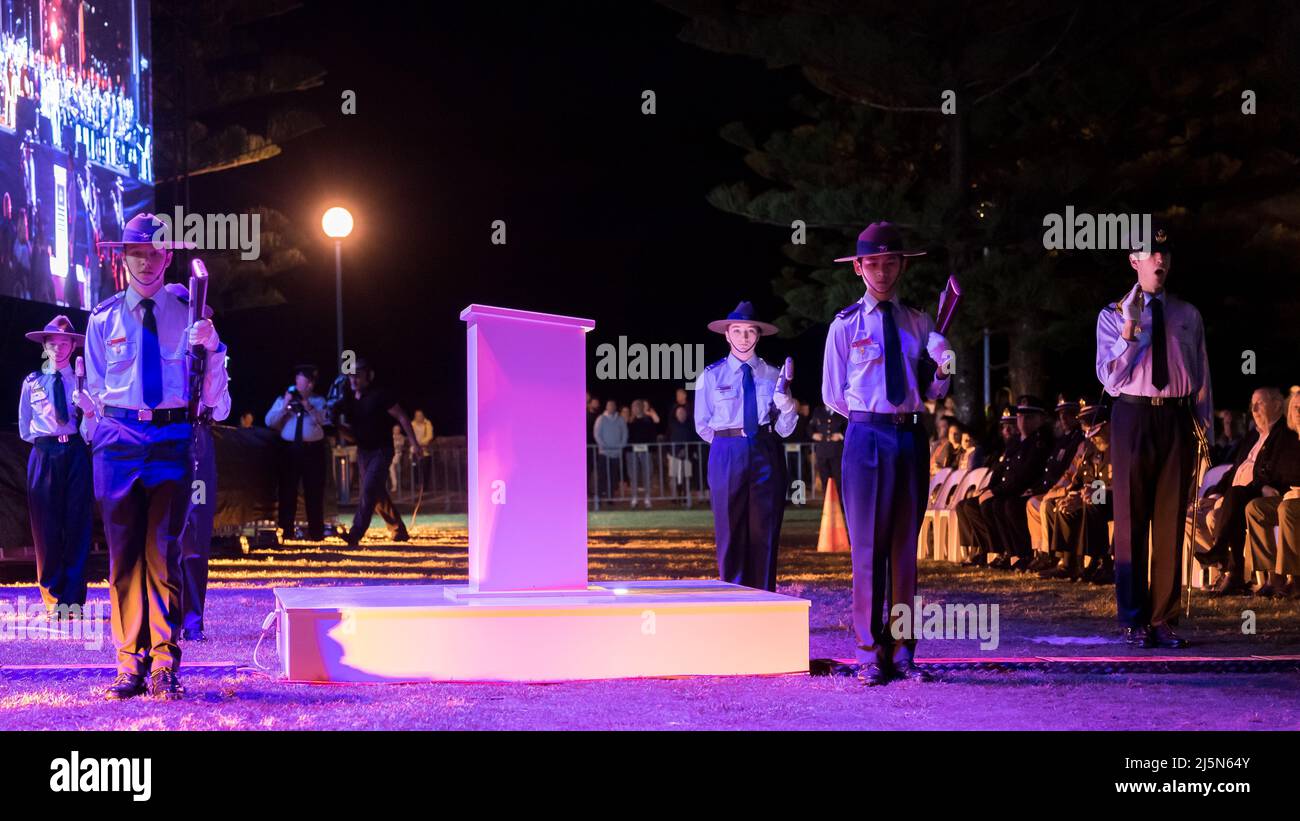 Sydney, Australia. 25th Apr, 2022. Members of the Catafalque Party ...
