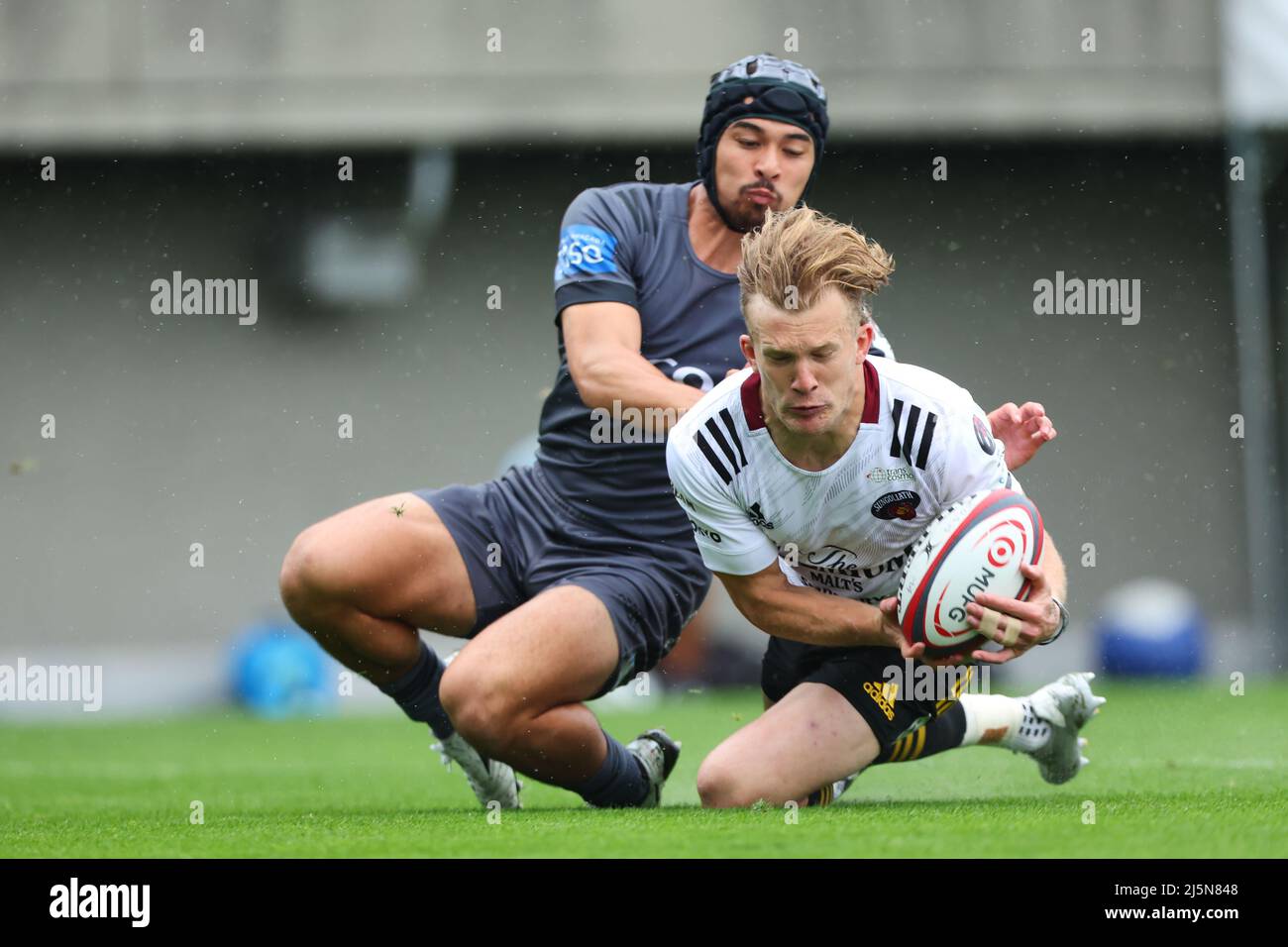 Tokyo, Japan. 24th Apr, 2022. (L-R) Main Taira, Damian McKenzie Rugby ...