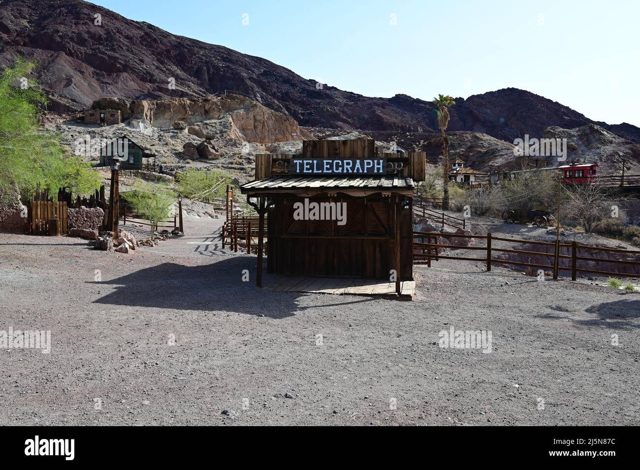 Calico ghost abandoned mining town hi-res stock photography and images ...