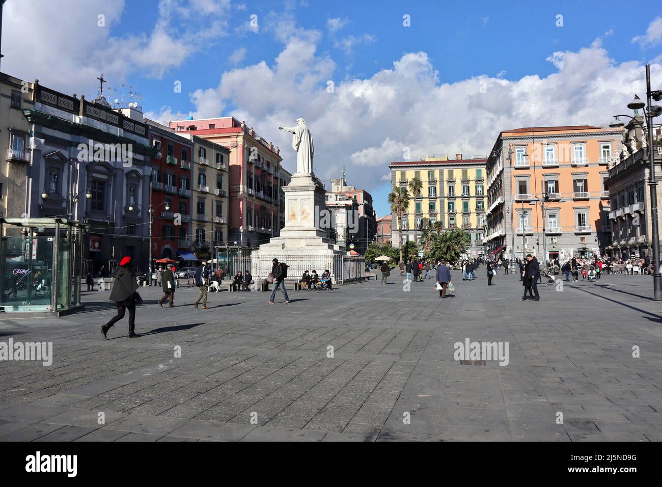 Napoli piazza dante hi-res stock photography and images - Alamy